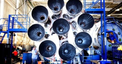 SpaceX готовится провести мягкую посадку ракеты Falcon 9 - Hi-News.ru