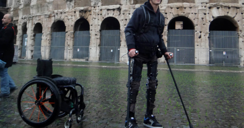 Компания suitX представила более доступный среди конкурентов экзоскелет ...